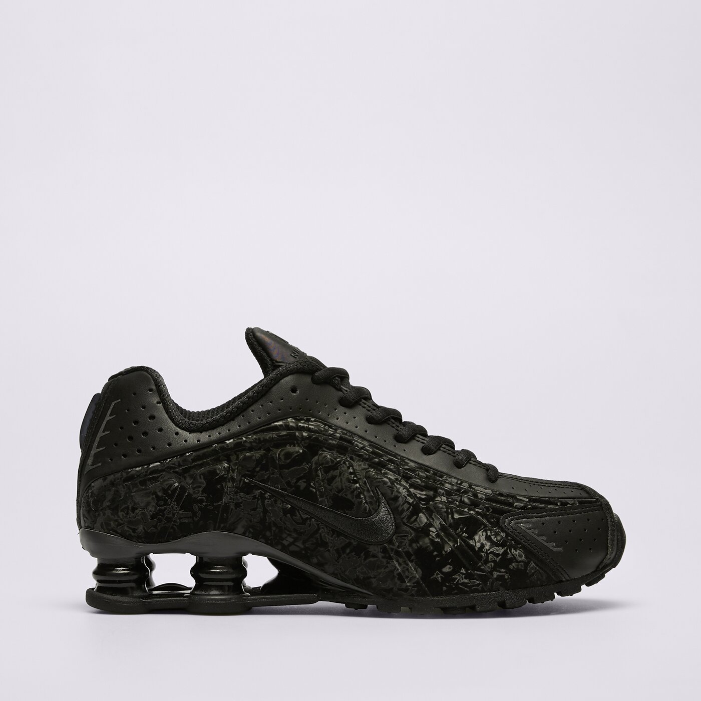 NIKE W SHOX R4 HV0934-002 | farba čierna | Módne Tenisky. Ženy Obuv ...