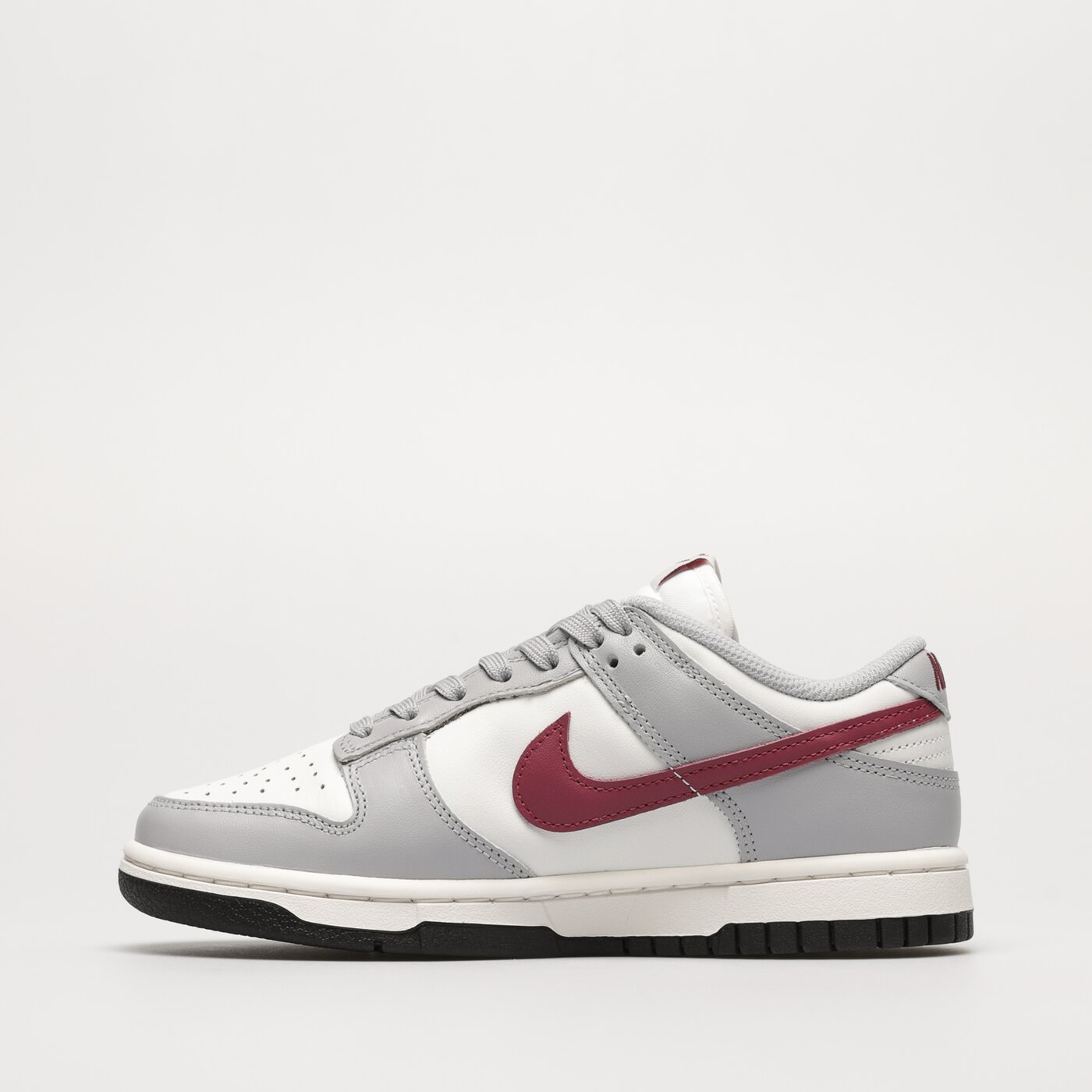 NIKE DUNK LOW DD1503-122 | farba SIVÁ | Módne Tenisky. Ženy Obuv eshop ...