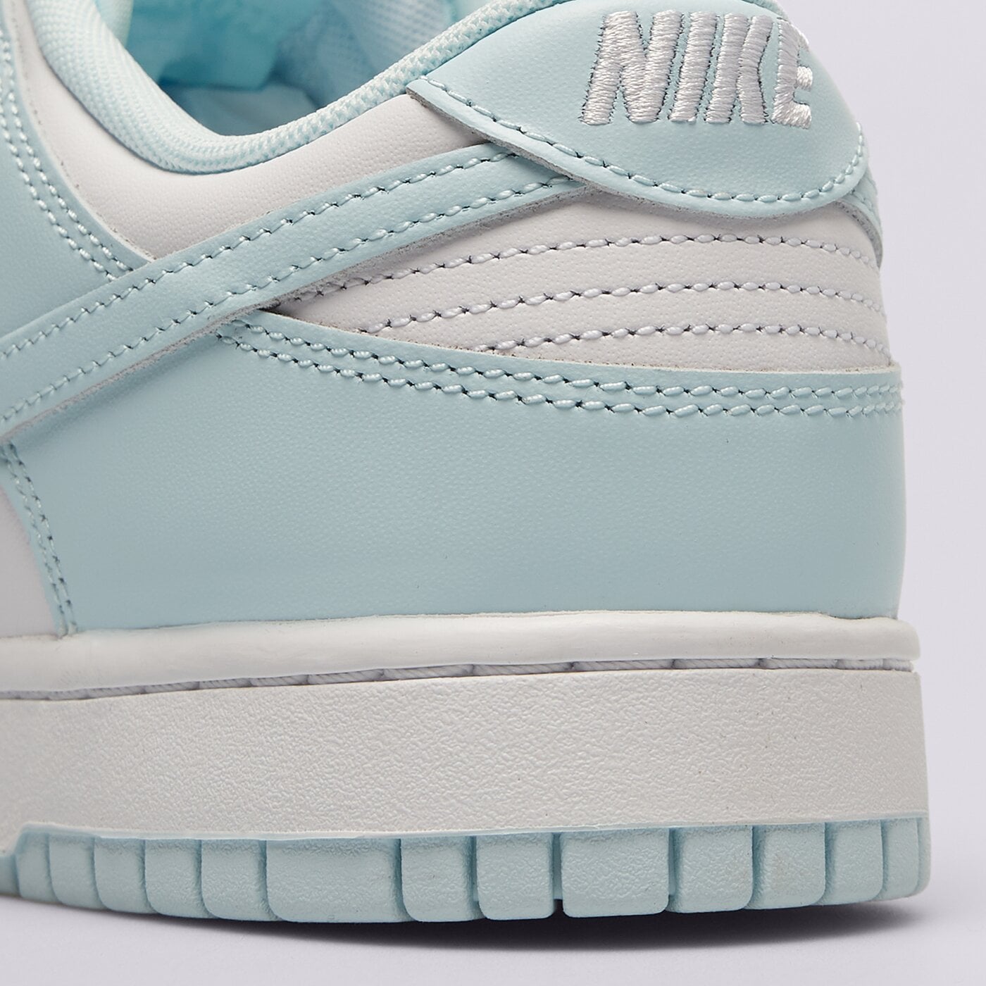 NIKE DUNK LOW RETRO BTTYS DV0833-104 | farba BIELA | Módne Tenisky ...