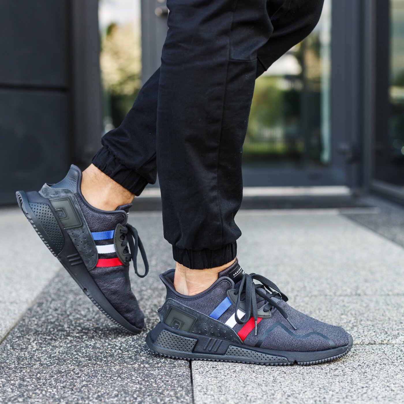 ADIDAS EQT CUSHION ADV CQ2378 | farba čierna | Módne Tenisky. Muži Obuv eshop Sizeer.sk