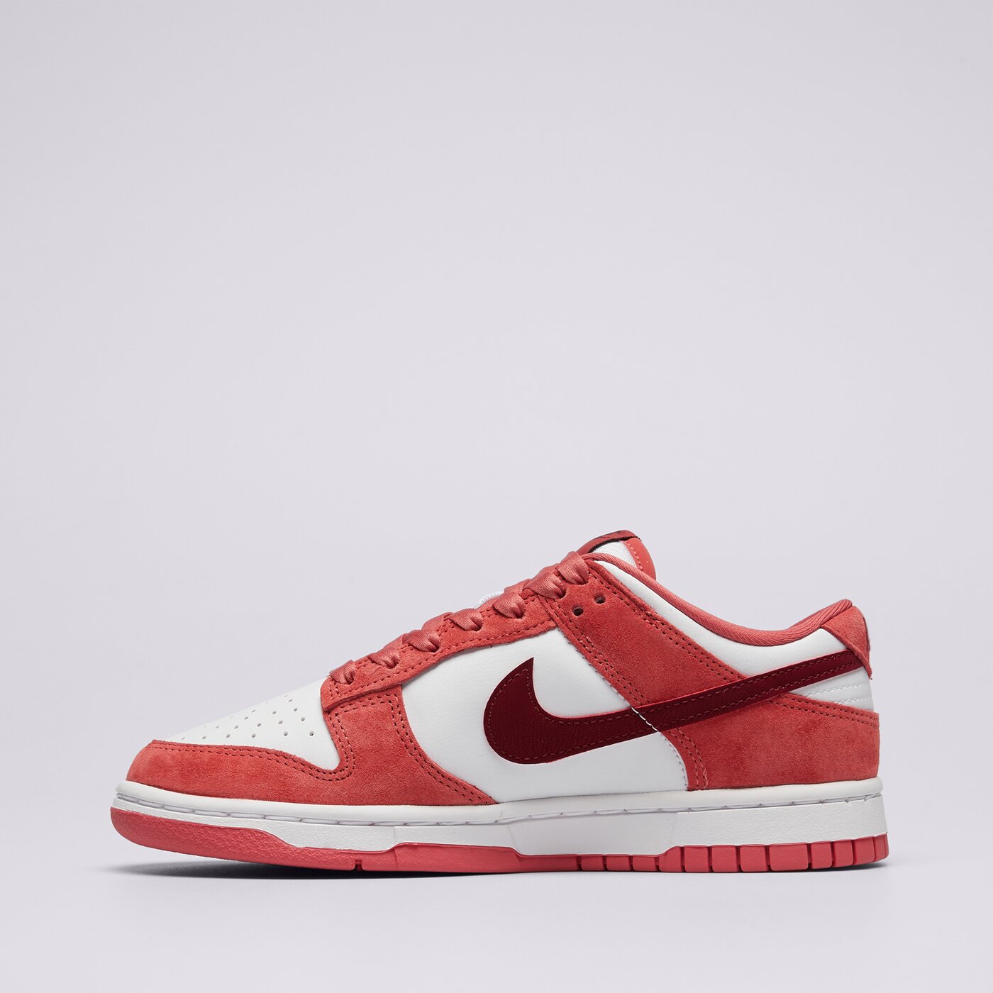 NIKE DUNK LOW FQ7056-100 | farba ČERVENÁ | Módne Tenisky. Ženy Obuv ...