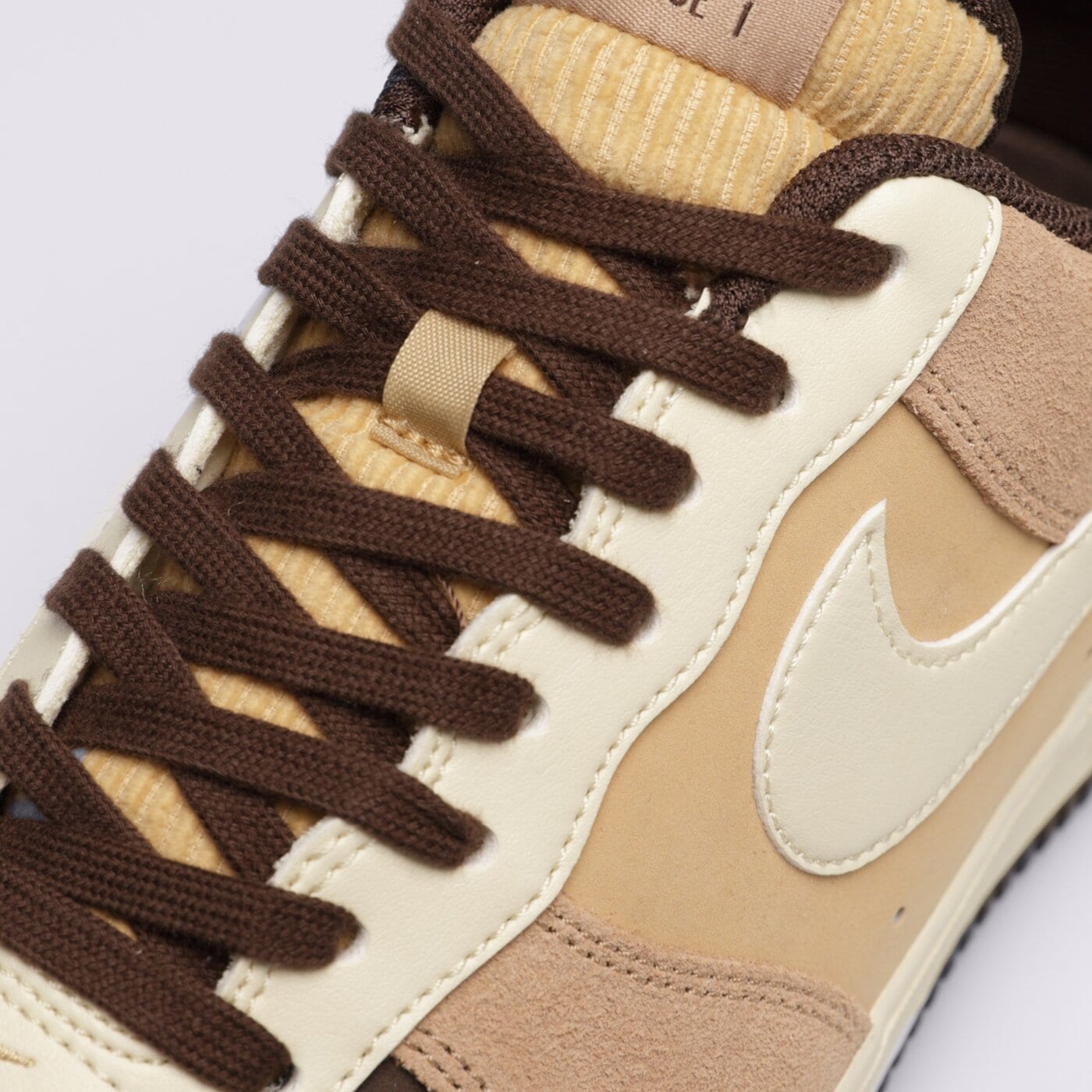 NIKE AIR FORCE 1 '07 LV8 FB8878-200 | farba HNEDÁ | Módne Tenisky. Muži ...