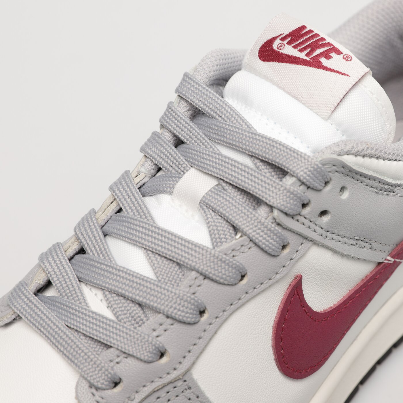 NIKE DUNK LOW DD1503-122 | farba SIVÁ | Módne Tenisky. Ženy Obuv eshop ...