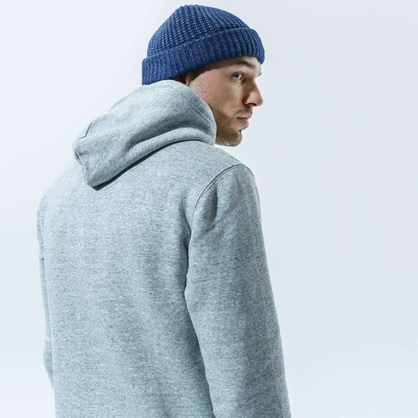 CHAMPION MIKINA S KAPUCŇOU HOODED SWEATSHIRT 214743EM021 | farba SIVÁ ...