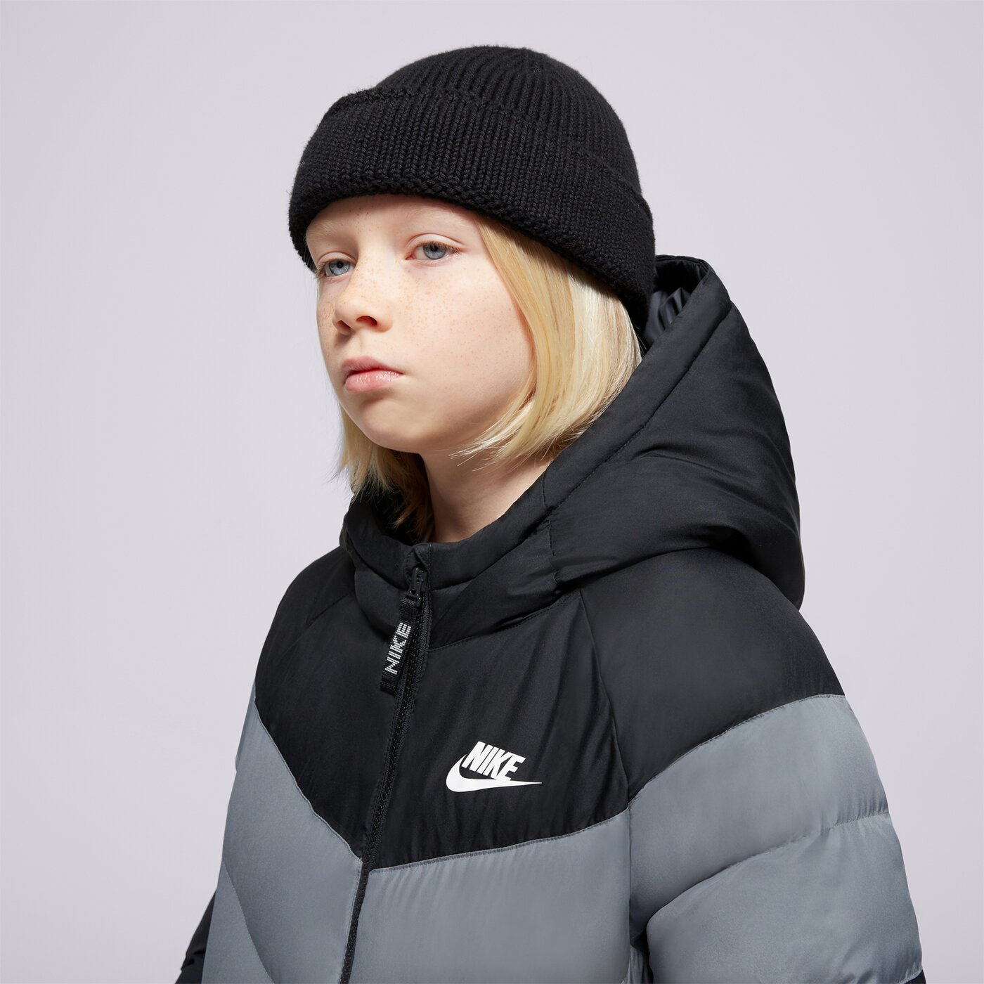 NIKE BUNDA ZIMNÁ K NSW SYN FL HD JCKT BOY FN7730-013 | farba čierna ...