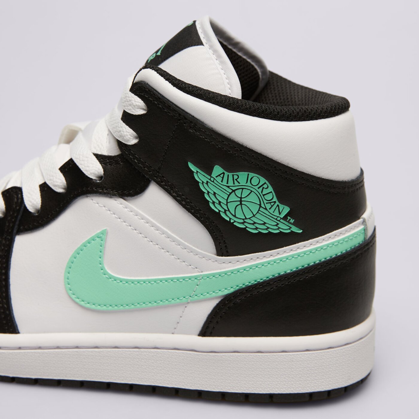 AIR JORDAN 1 MID DQ8426-103 | farba BIELA | Módne Tenisky. Muži Obuv ...