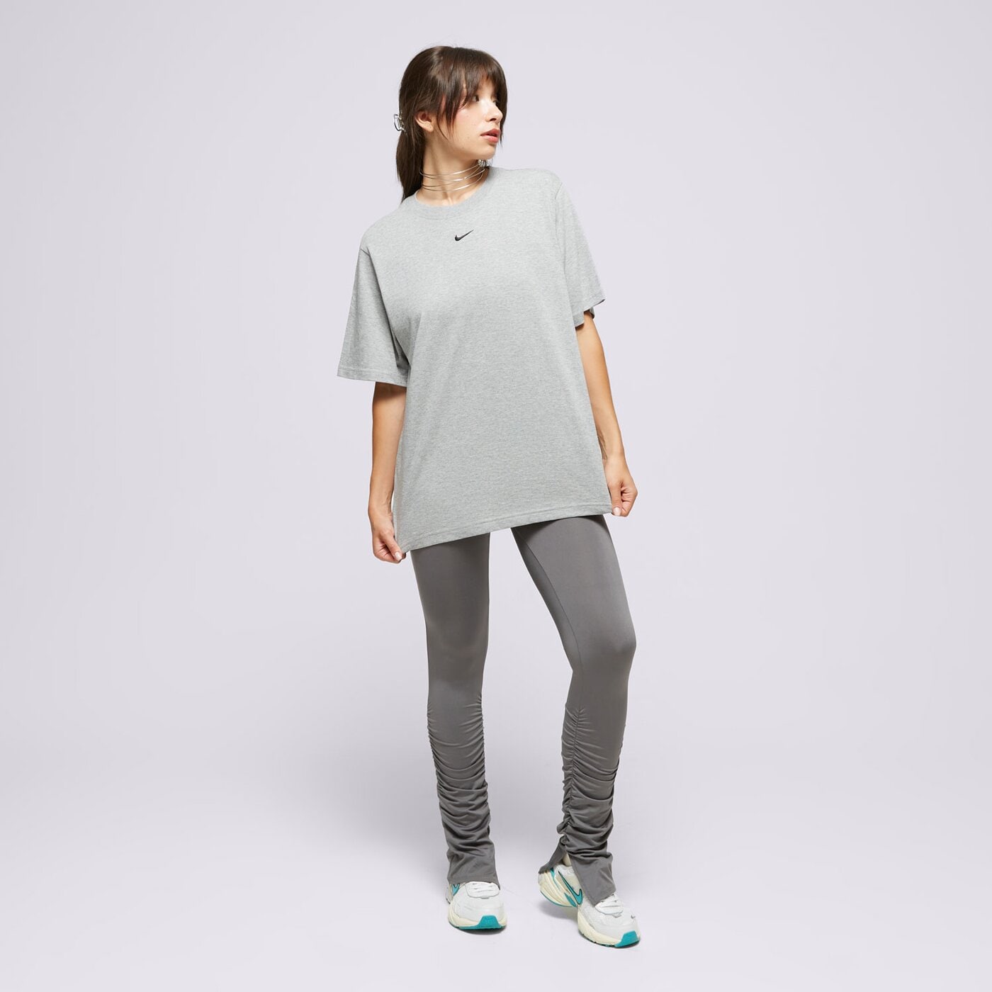 NIKE TRIČKO W NSW TEE ESSNTL LBR FD4149-063 | farba SIVÁ | Módne Tričká ...