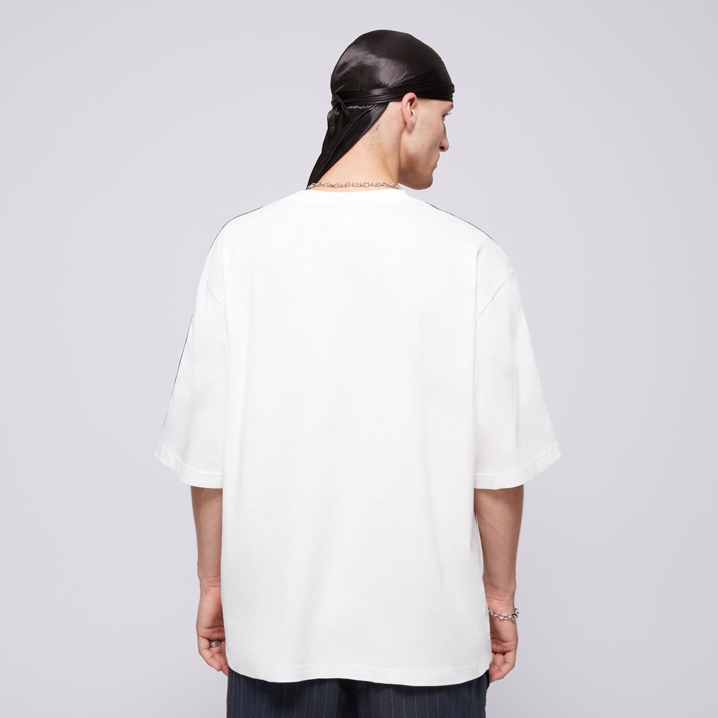 ADIDAS TRIČKO OVERSIZE TEE IZ2474 | farba BIELA | Módne Tričká. Muži ...