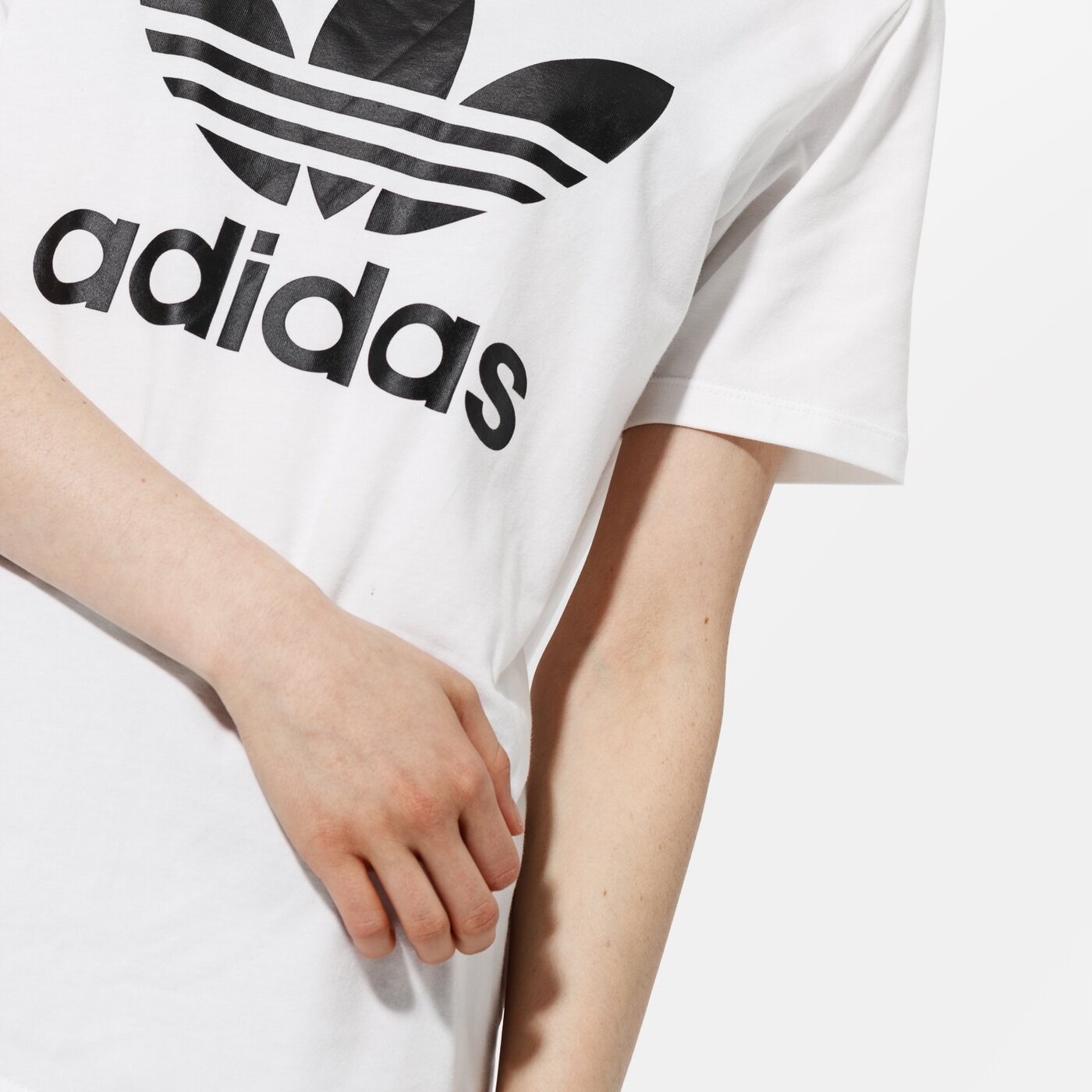 ADIDAS TRIČKO SS TREFOIL TEE ADICOLOR CV9889 | farba BIELA | Módne ...