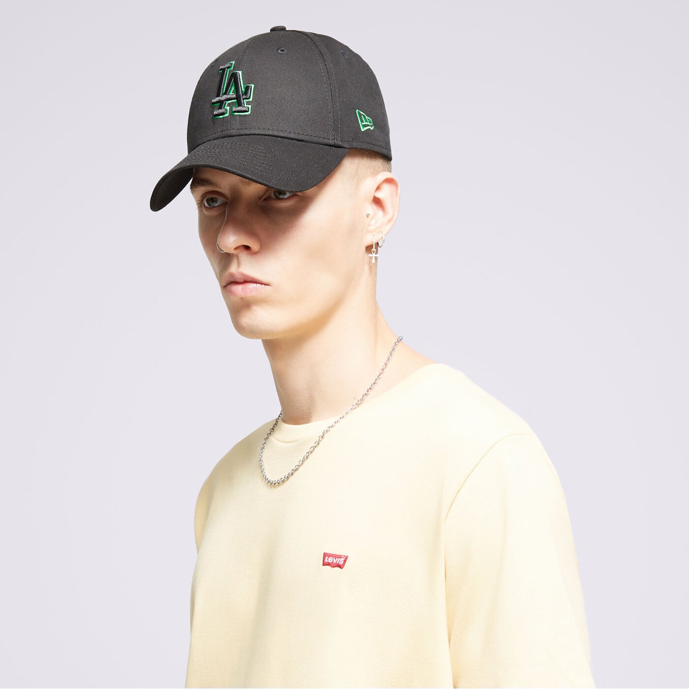 LEVI'S TRIČKO SS ORIGINAL HM TEE NEUTRALS 56605-0205 | farba ŽLTÁ ...