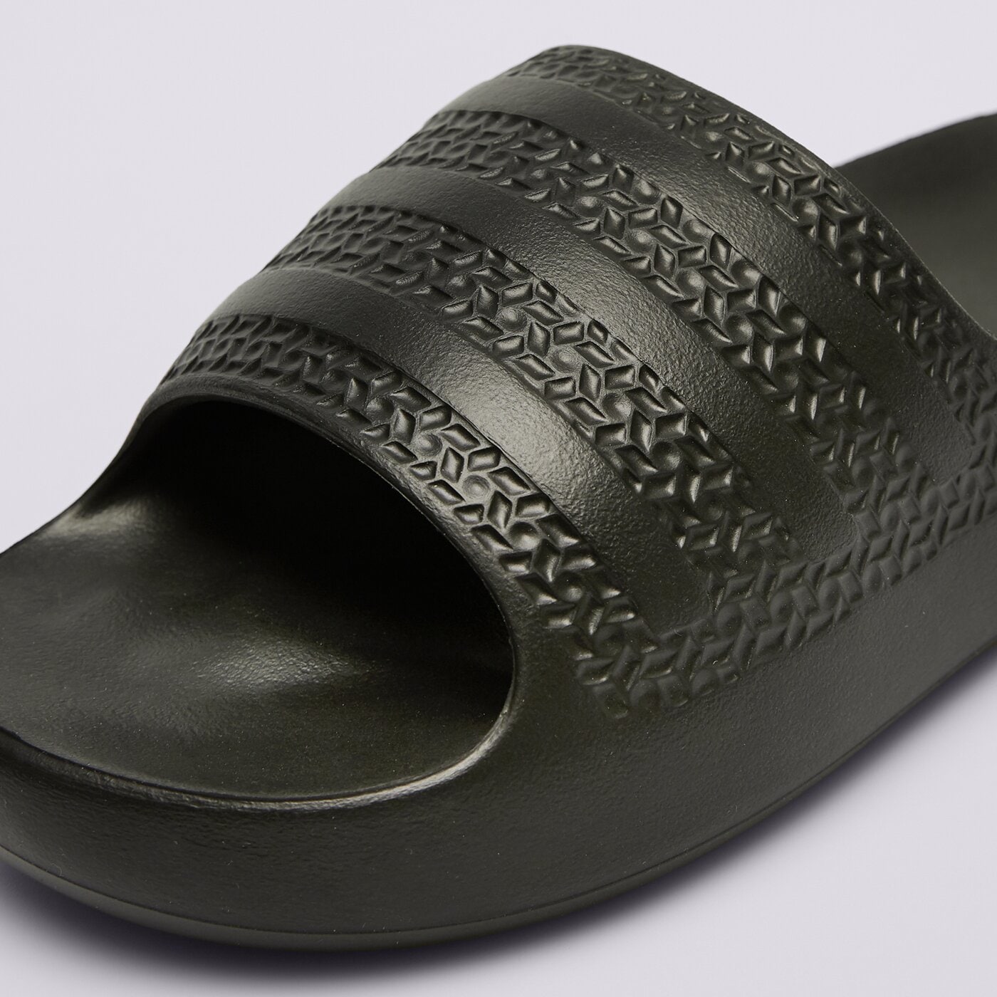 ADIDAS ADILETTE AYOON SLIDES GX1979 | farba čierna | Módne Šľapky. Ženy ...