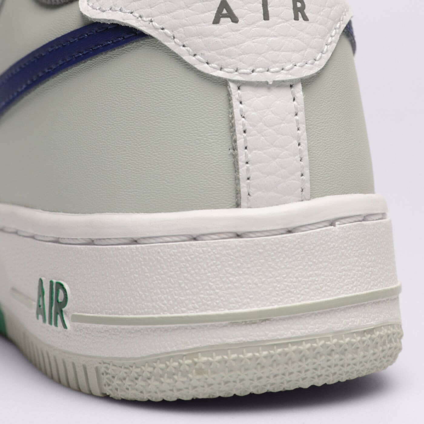 NIKE AIR FORCE 1 LV8 1 FB9035-001 | farba SIVÁ | Módne Tenisky. Deti ...