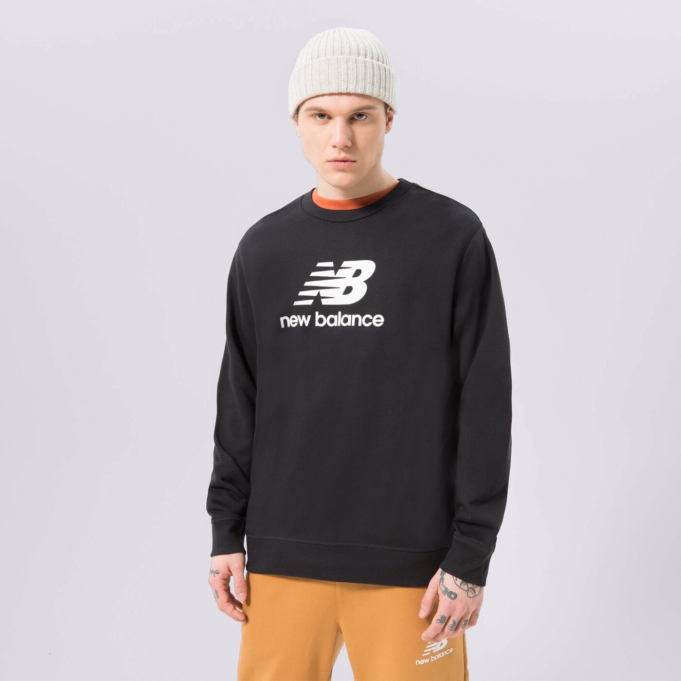 NEW BALANCE MIKINA NB ESSENTIALS LOGO CREW MT31538BK | farba čierna ...