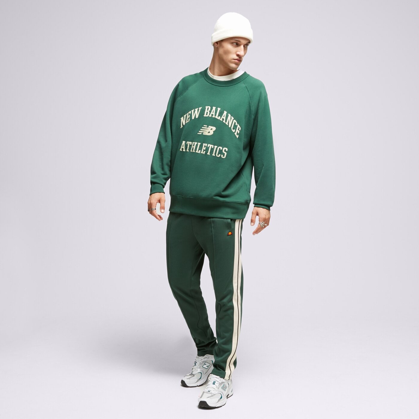 NEW BALANCE MIKINA NB ATHLETICS VARSITY CREW MT33550NWG | farba ...