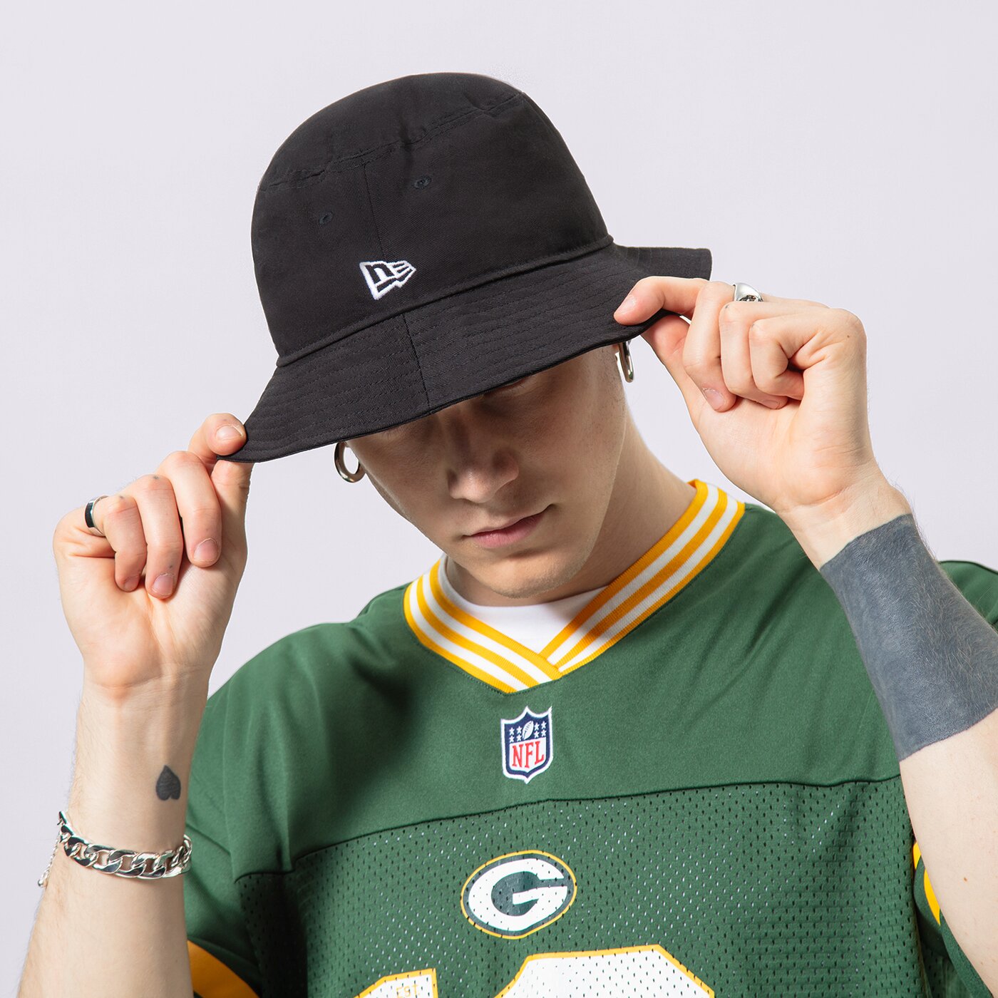 NEW ERA KLOBÚK NE ESSENTIAL BUCKET BLK NEW ERA BLK 60137422 | farba ...