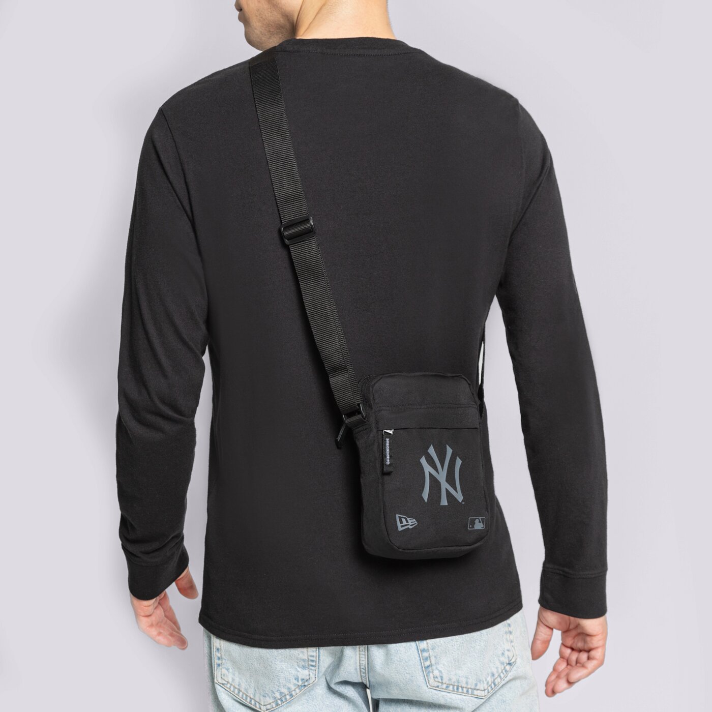 NEW ERA TAŠKA MLB SIDE BAG NEYYAN BLKBLK NEW YORK YANKEES BL 12145422 ...