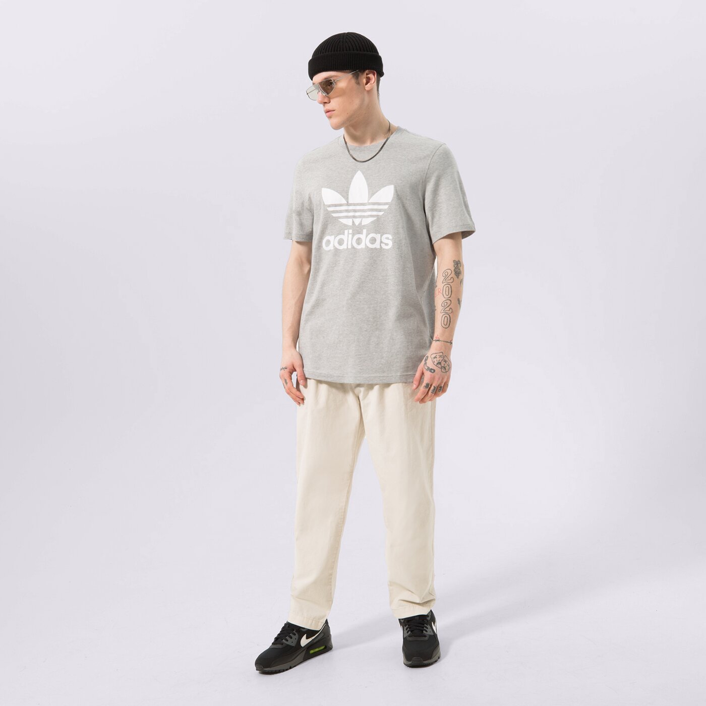 ADIDAS TRIČKO TREFOIL IA4817 | farba SIVÁ | Módne Tričká. Muži ...