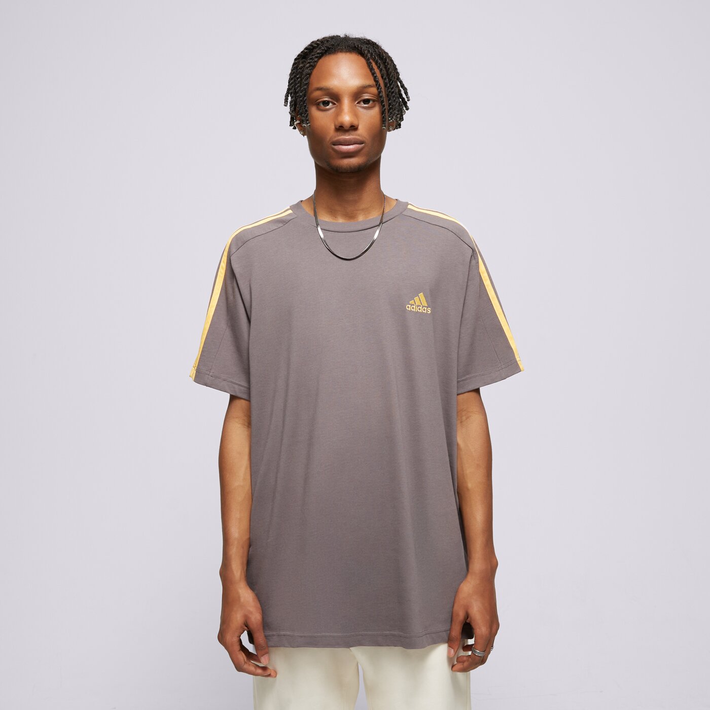 ADIDAS TRIČKO SS M 3S SJ T IS1334 | farba HNEDÁ | Módne Tričká. Muži ...