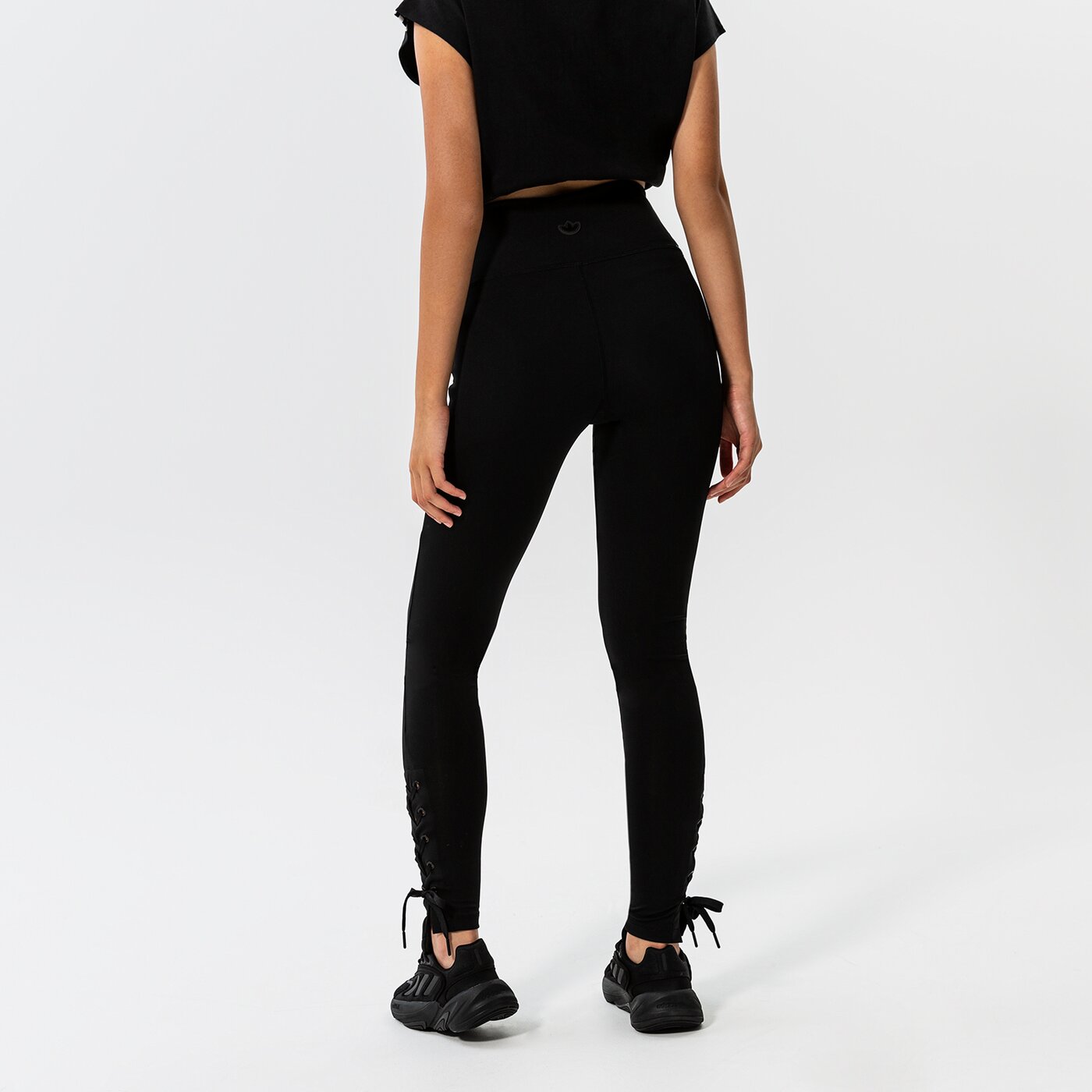 ADIDAS LEGGINGS HW LEGGINGS HK5077 | farba czarny | Módne Nohavice ...