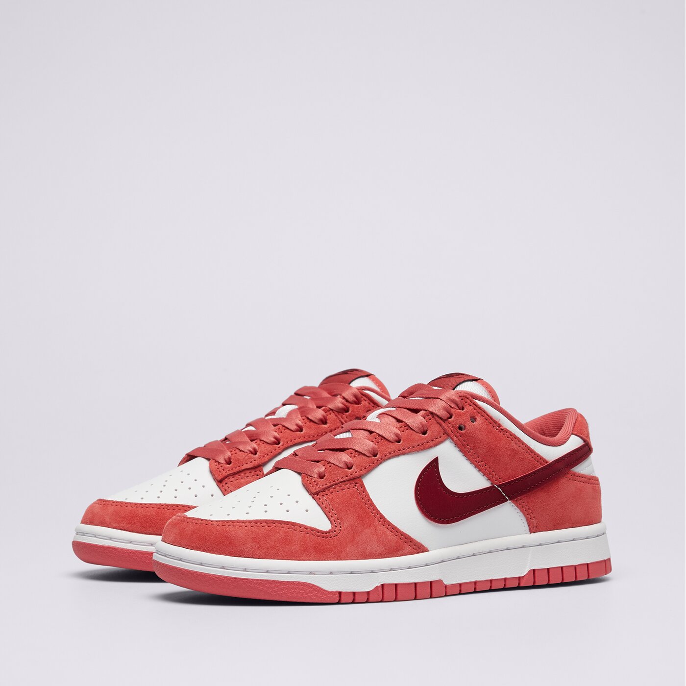 NIKE DUNK LOW FQ7056-100 | farba ČERVENÁ | Módne Tenisky. Ženy Obuv ...
