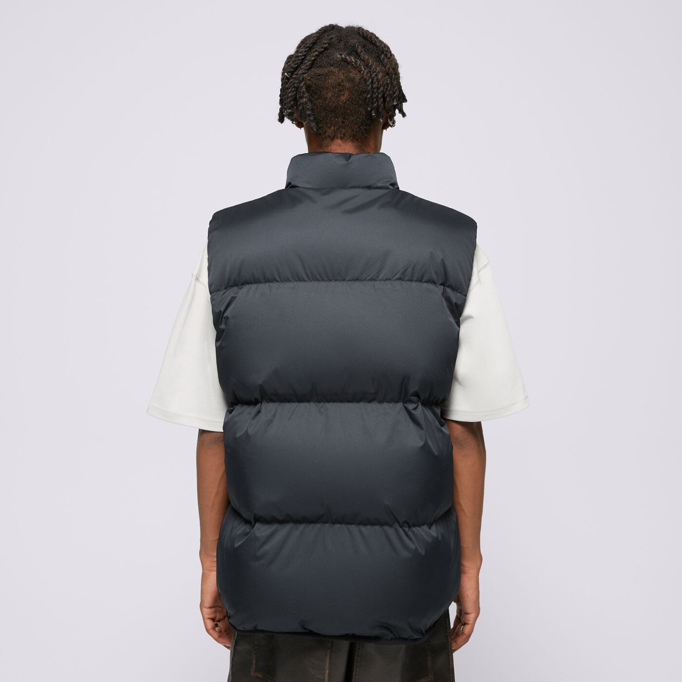 NIKE VESTA M NK CLUB PUFFER VEST FB7373-010 | farba čierna | Módne ...