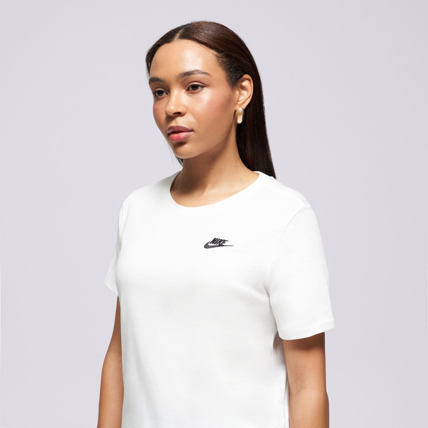 NIKE TRIČKO W NSW CLUB DX7902-100 | farba BIELA | Módne Tričká. Ženy ...
