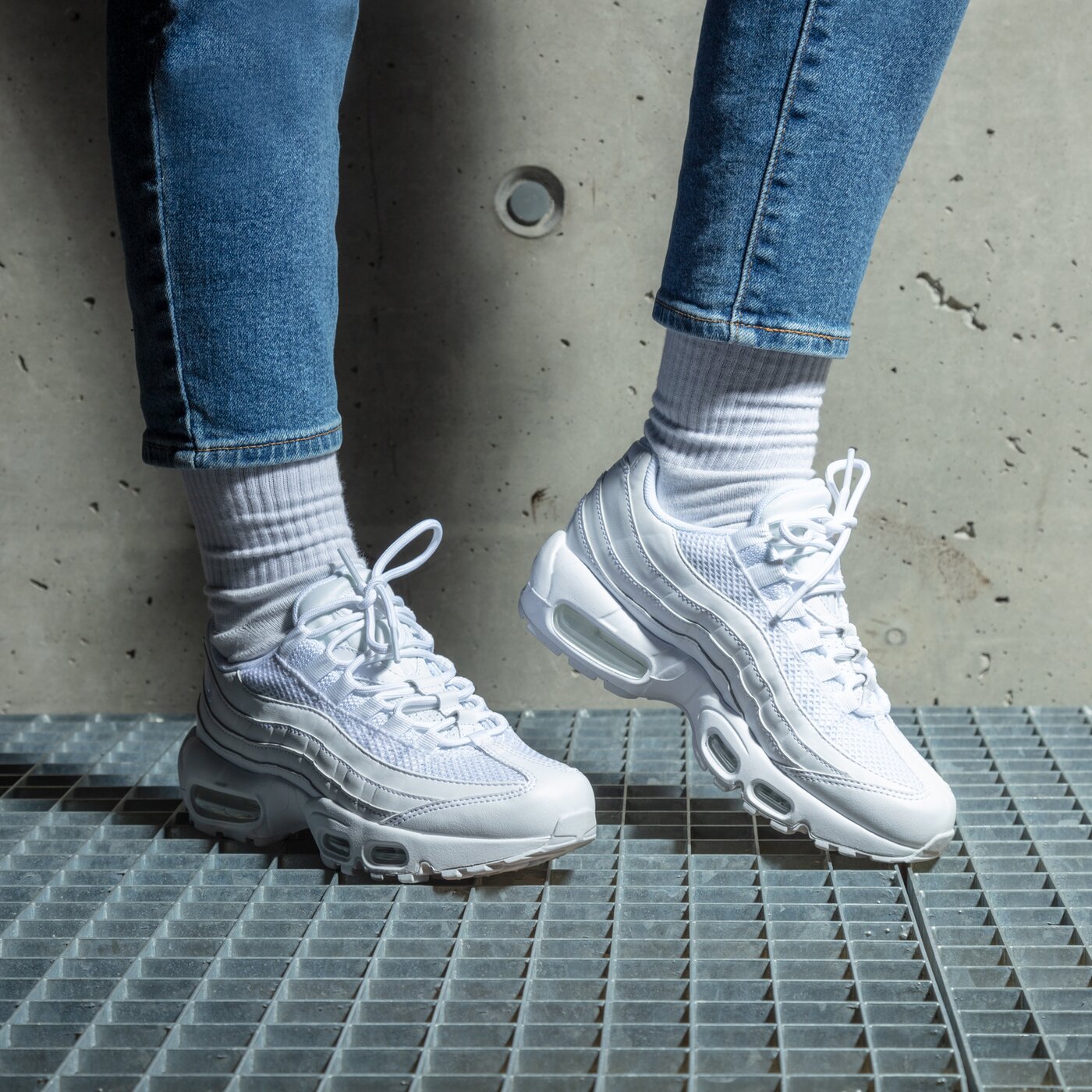 NIKE AIR MAX 95 ESSENTIAL DH8015-100 | farba BIELA | Módne Tenisky ...