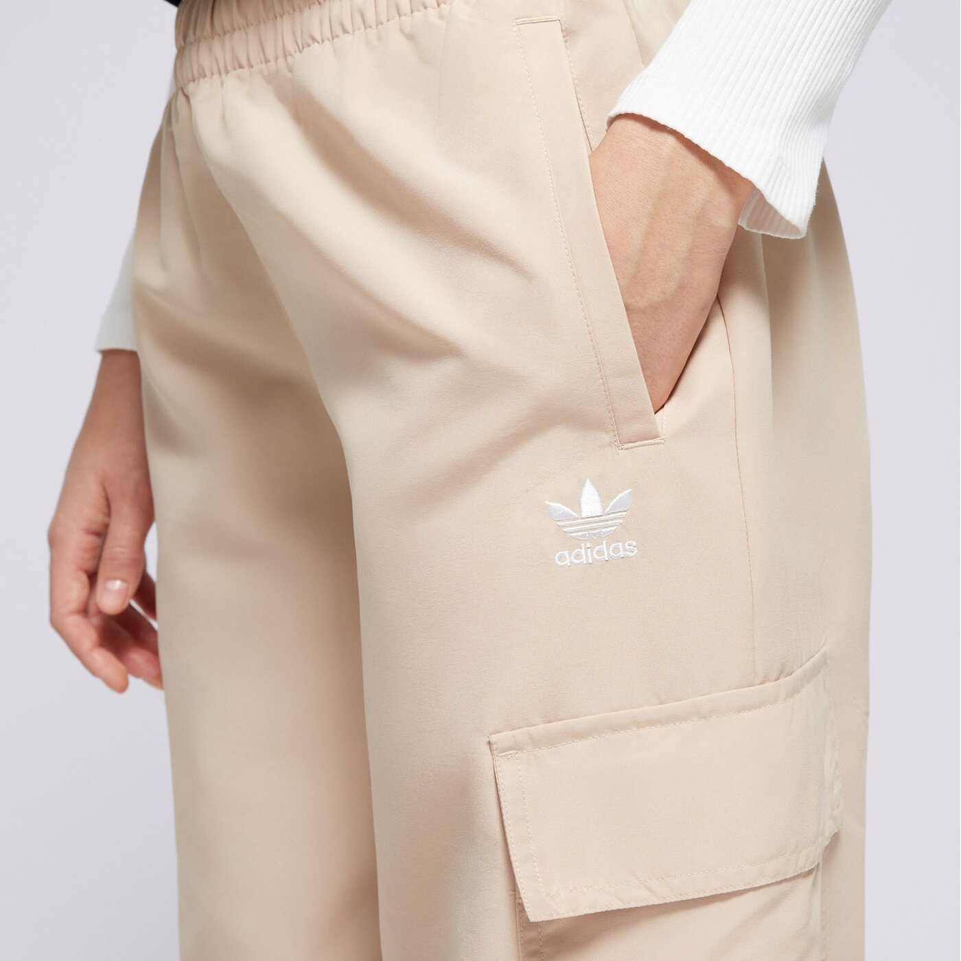 ADIDAS NOHAVICE 3S CARGO PANTS IZ0717 | farba BÉŽOVÁ | Módne Nohavice ...
