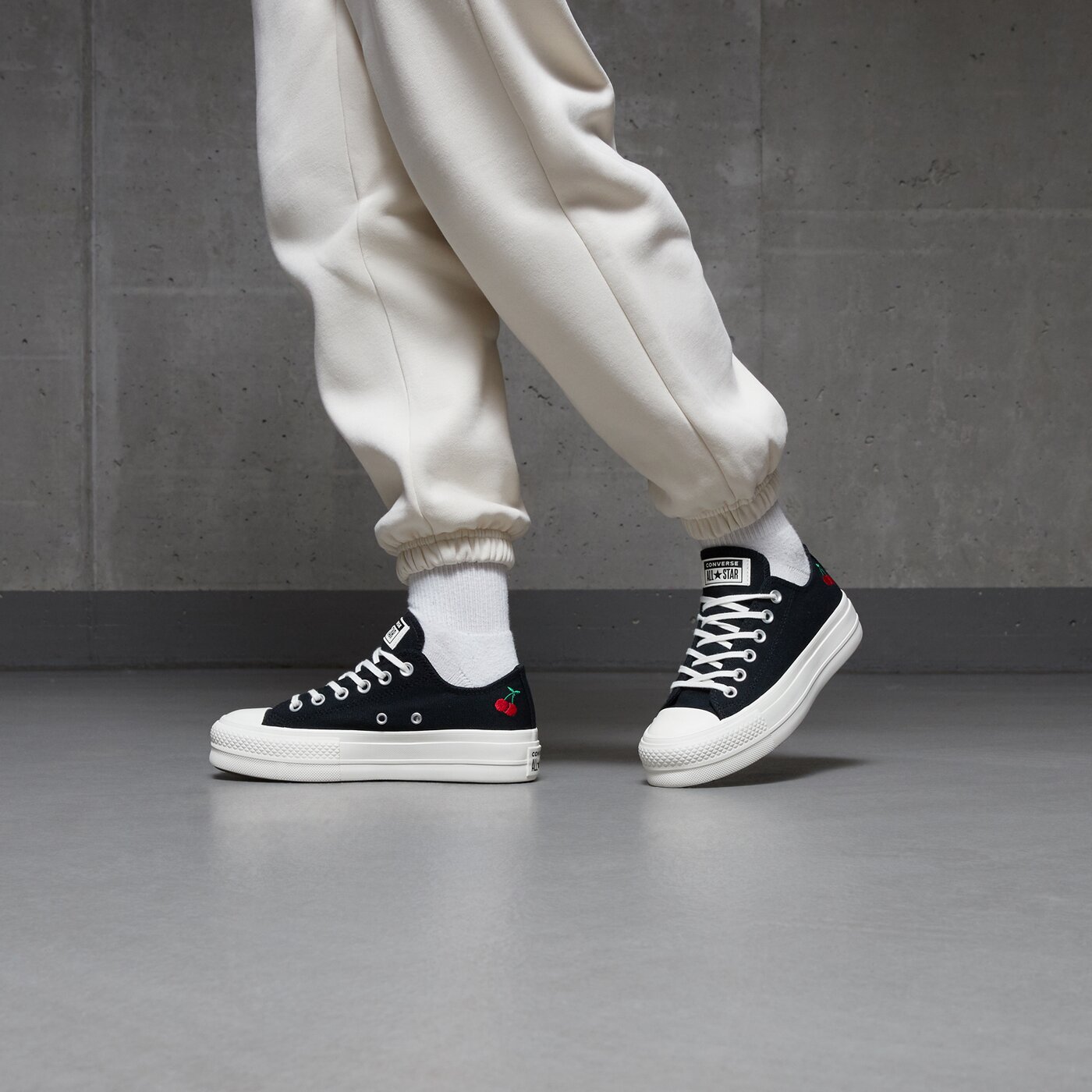 CONVERSE CHUCK TAYLOR ALL STAR LIFT A08862C | farba čierna | Módne ...