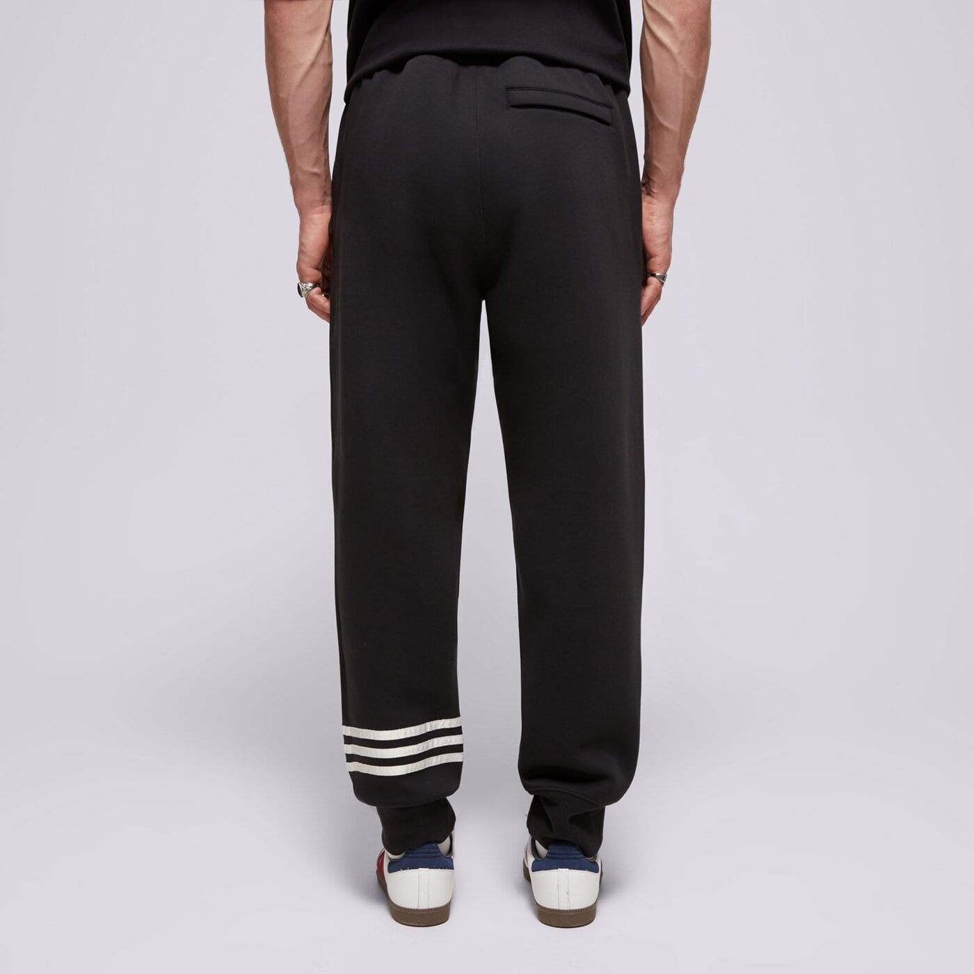 ADIDAS NOHAVICE NEU C PT IW0973 | farba čierna | Módne Nohavice. Muži ...