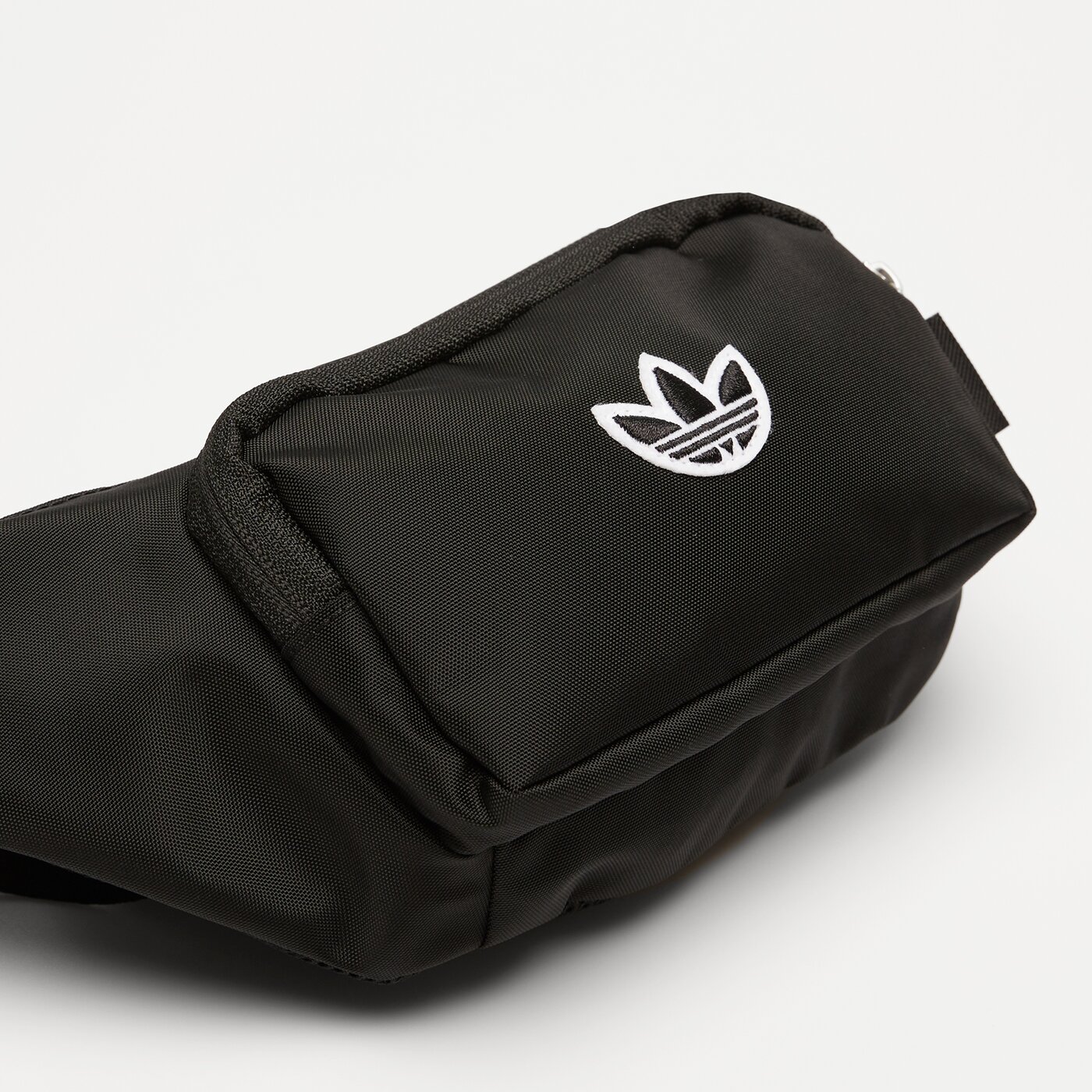 ADIDAS TAŠKA PE WAISTBAG IJ5007 | farba čierna | Módne Ľadvinky. Ženy Doplnky eshop Sizeer.sk